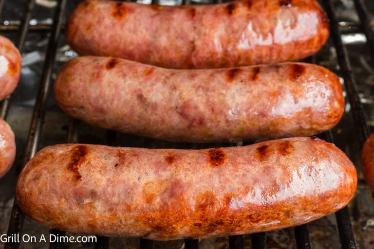 Grilled Bratwurst - Grillonadime.com