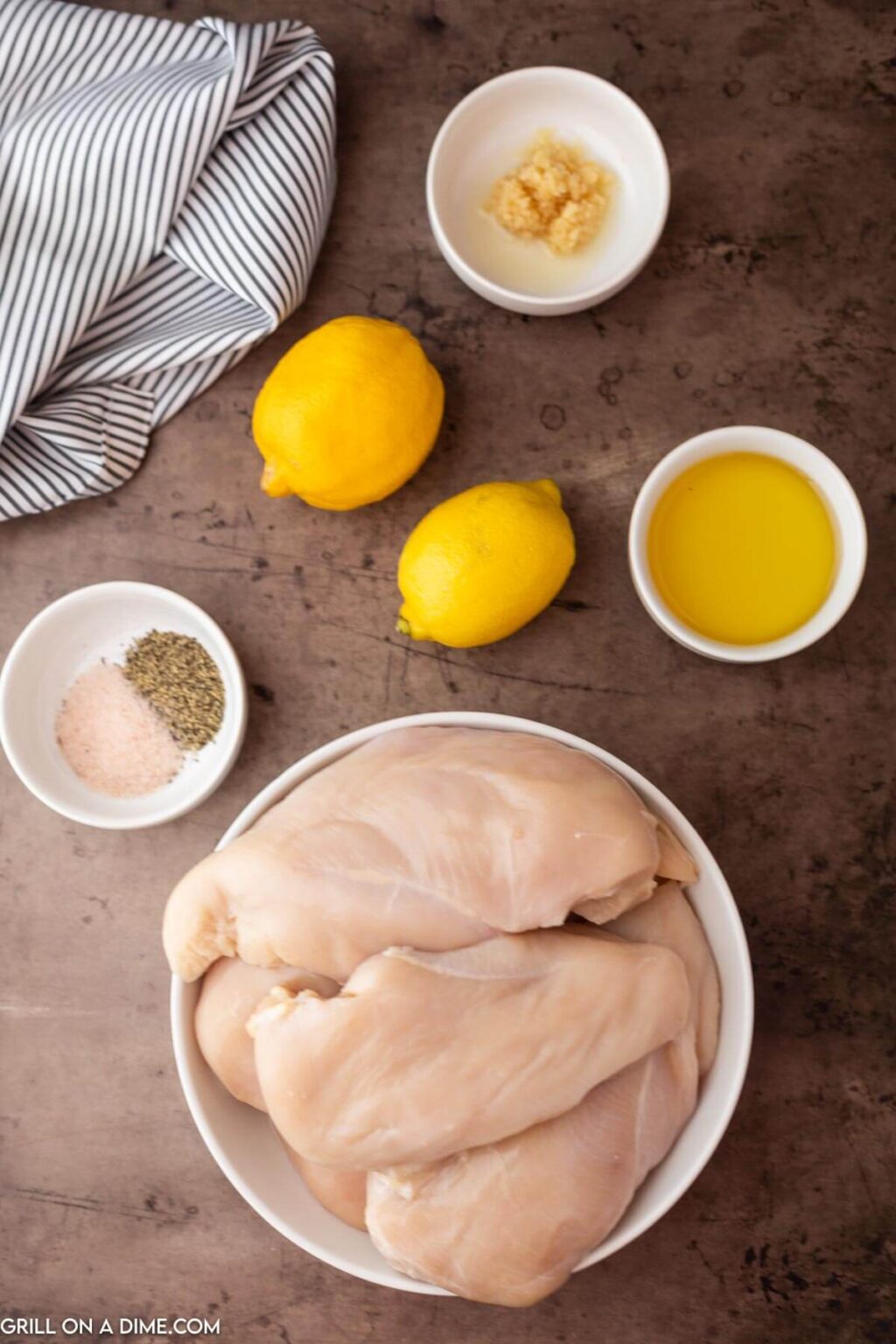 Grilled Lemon Pepper Chicken - grillonadime.com