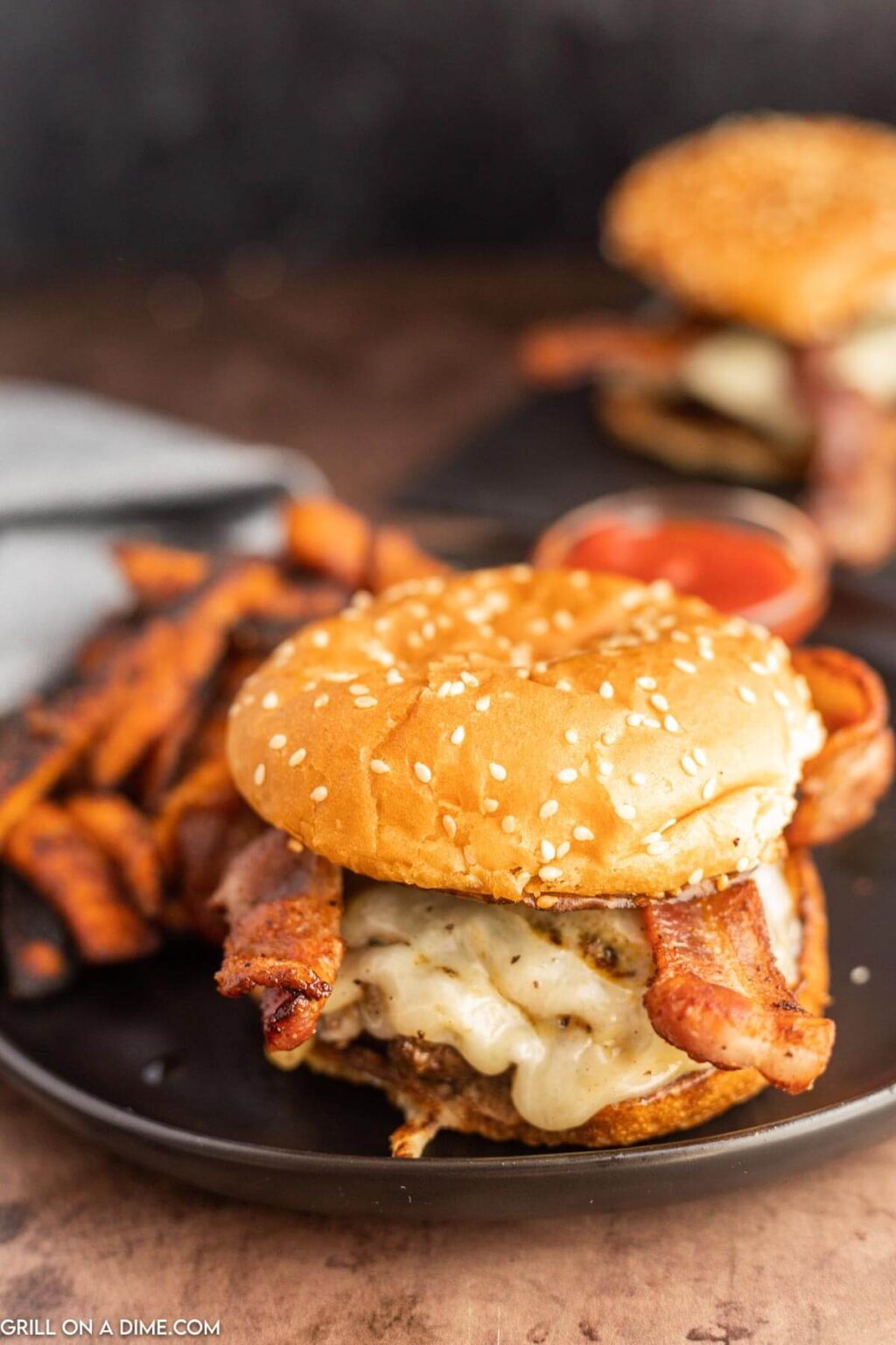 Bacon Cheeseburger Recipe - grillonadime.com