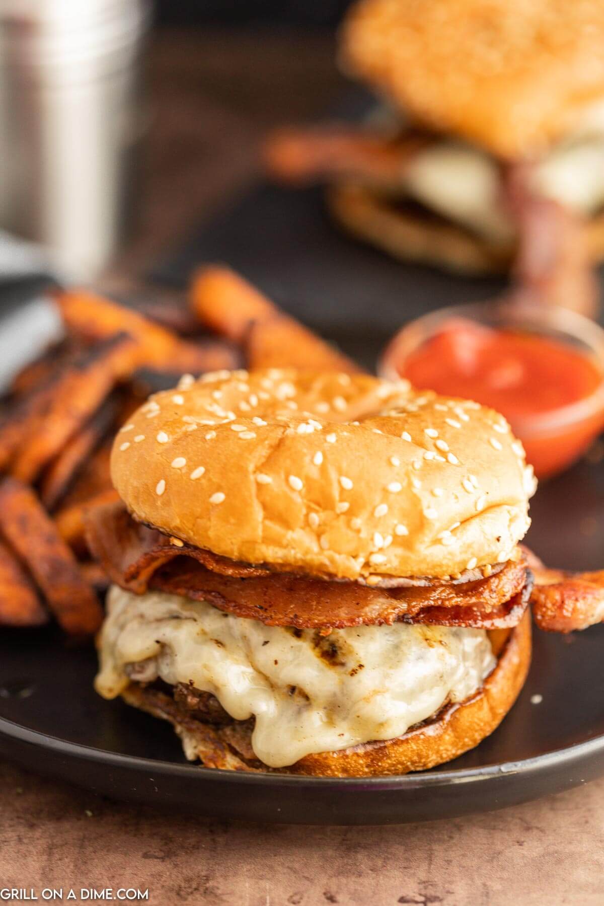 Bacon Cheeseburger Recipe - grillonadime.com