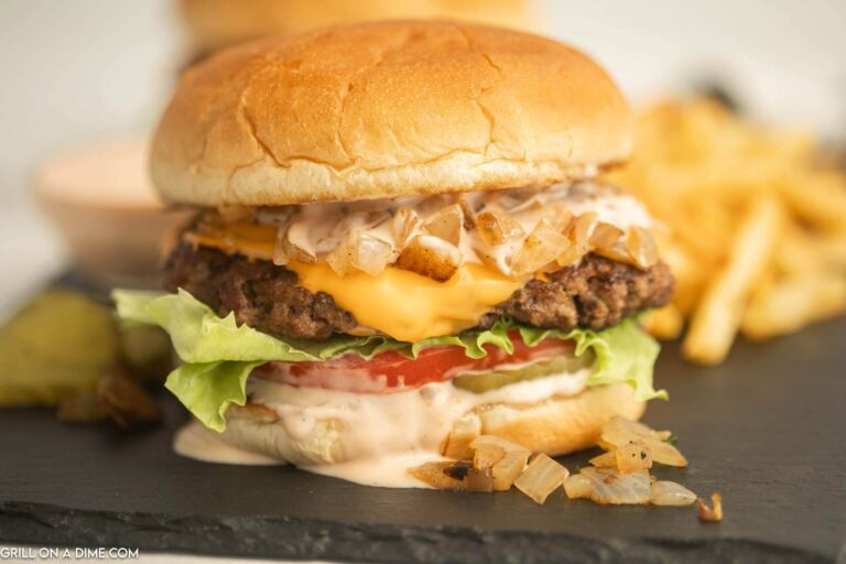 Animal Style Burger - grillonadime.com