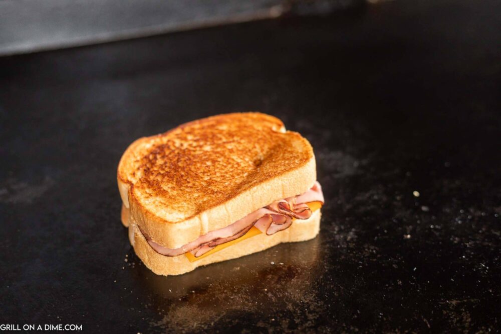 Blackstone Grilled Ham and Cheese Recipe - grillonadime.com