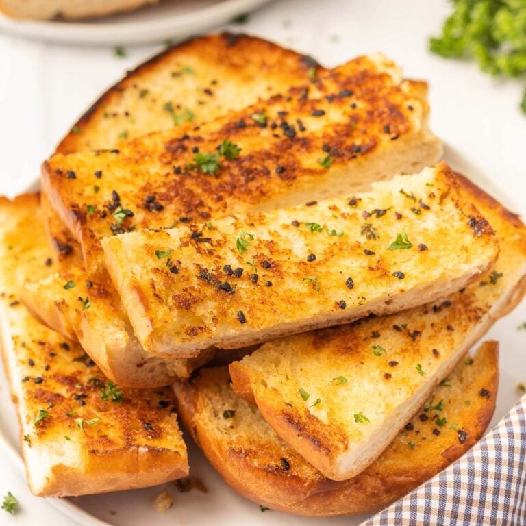 Blackstone Garlic Bread Made Easy on Griddle - grillonadime.com