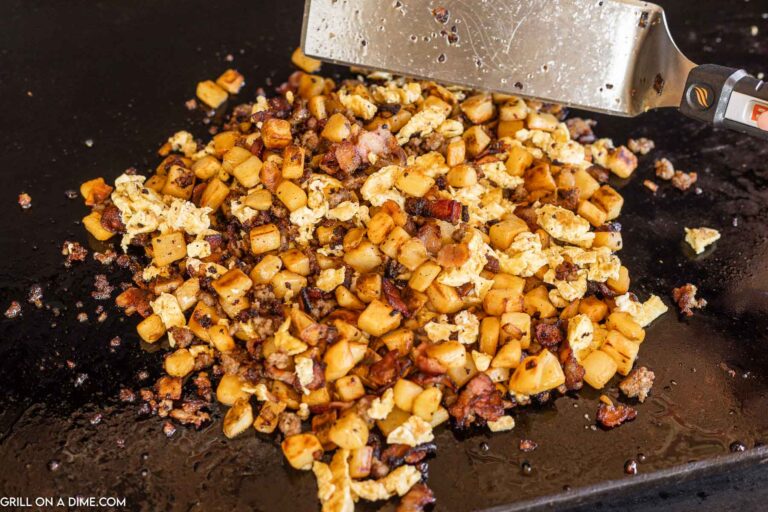 Blackstone Breakfast Hash - grillonadime.com