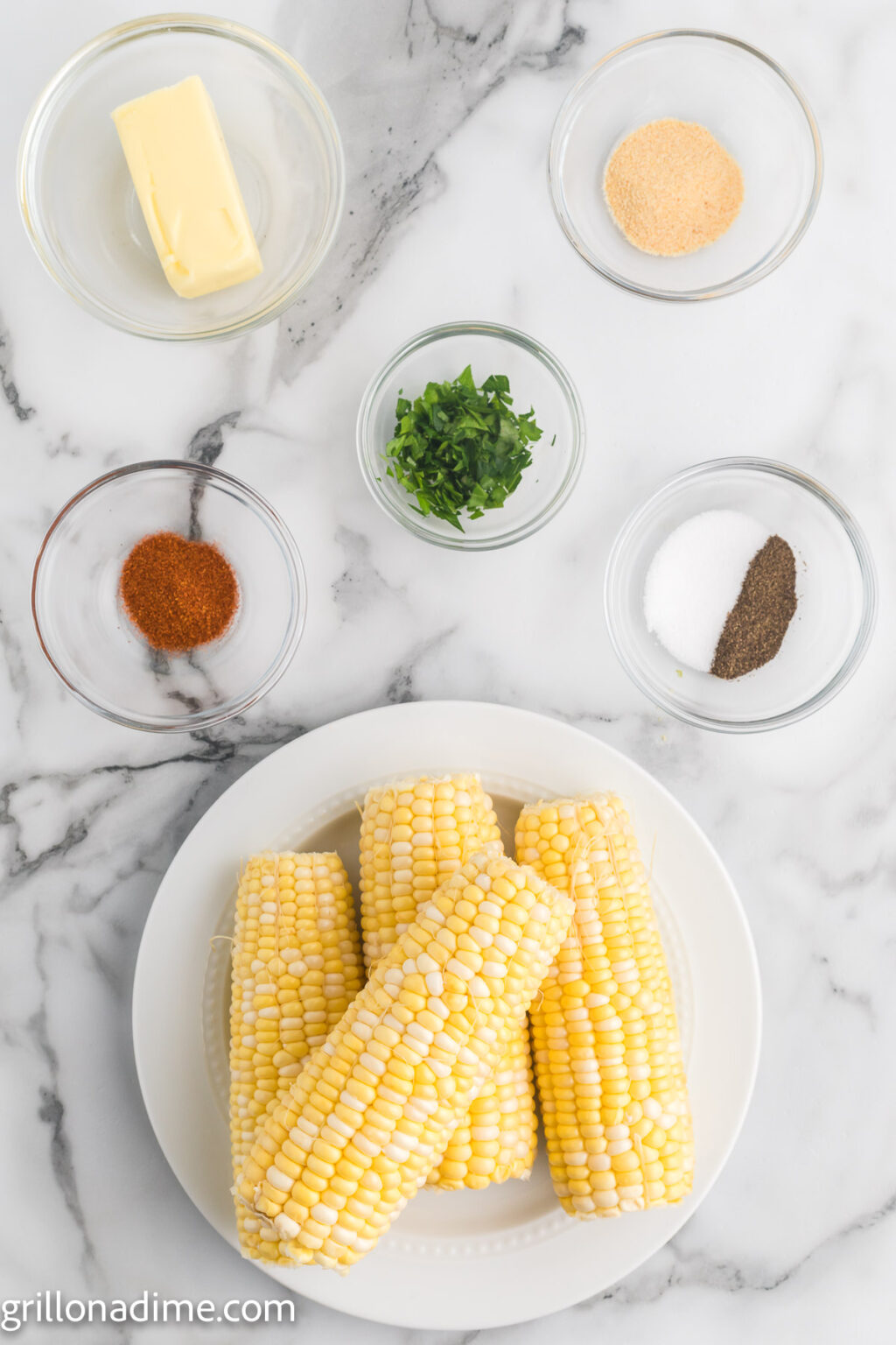 Smoked Corn on the Cob - grillonadime.com