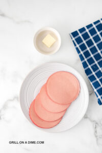 Easy Blackstone Fried Bologna