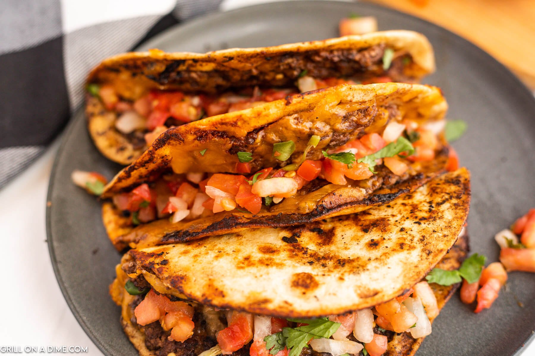 Smashed Tacos - grillonadime.com