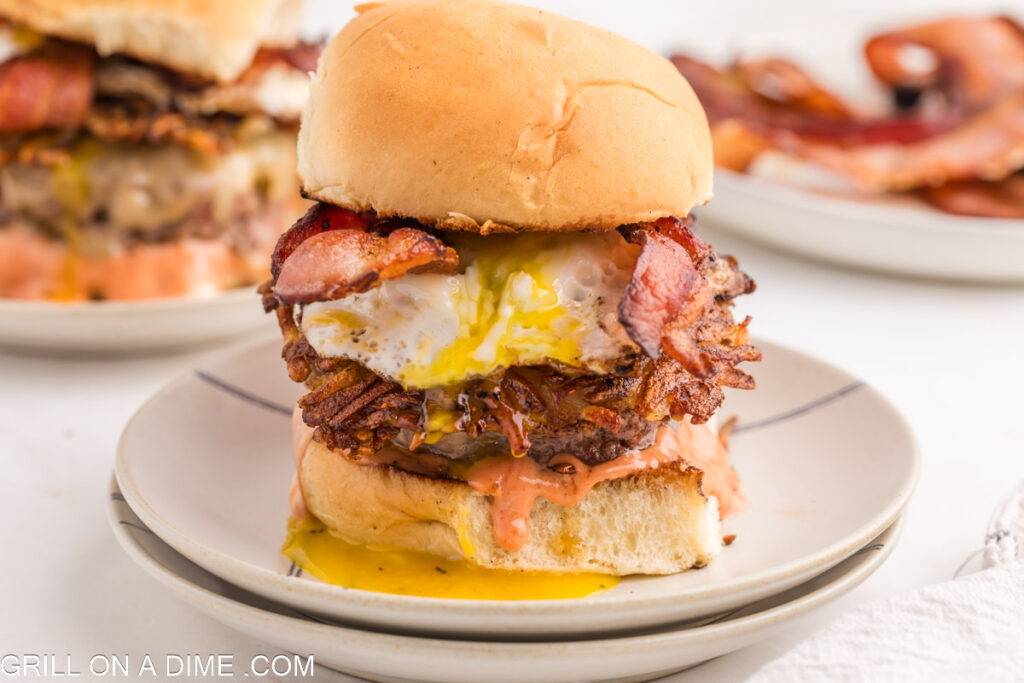 Blackstone Hangover Burger: Ultimate Morning Delight - grillonadime.com