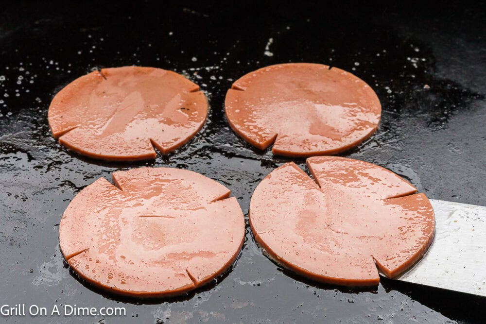 Easy Blackstone Fried Bologna