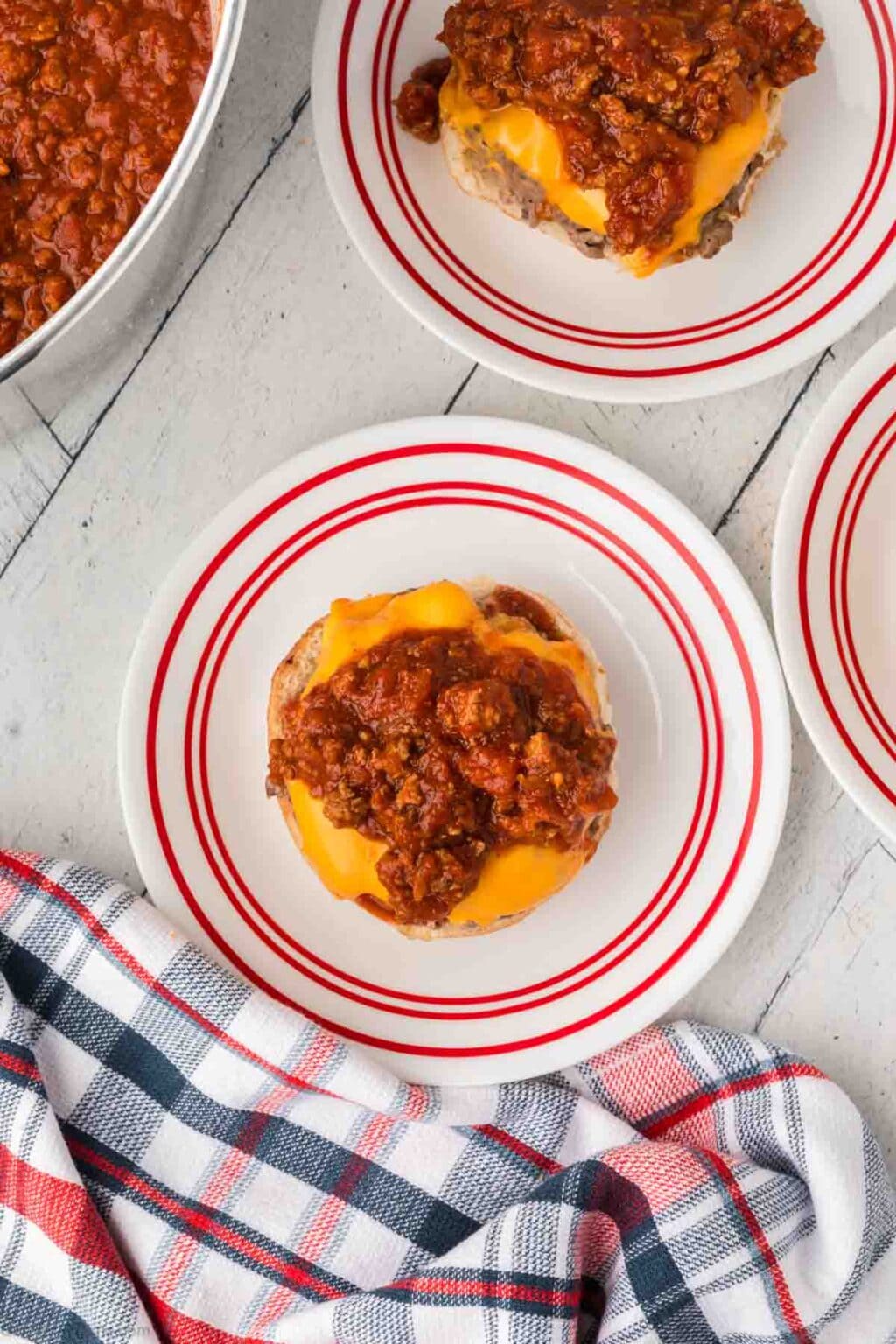 Chili Cheese Burger Recipe: A Flavor Explosion - grillonadime.com