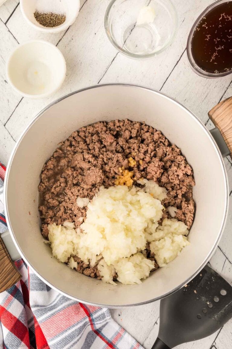 Chili Cheese Burger Recipe: A Flavor Explosion - grillonadime.com