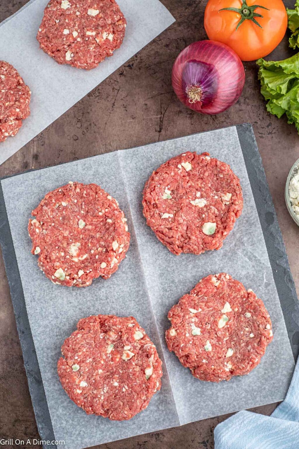 Blue Cheese Burger - grillonadime.com