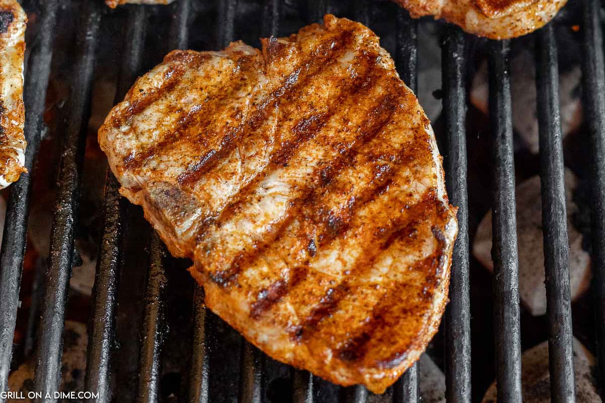 How to Grill Pork Chops - grillonadime.com