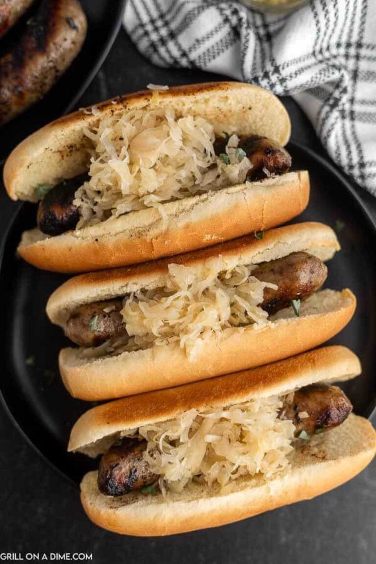 Grilled Bratwurst - Grillonadime.com