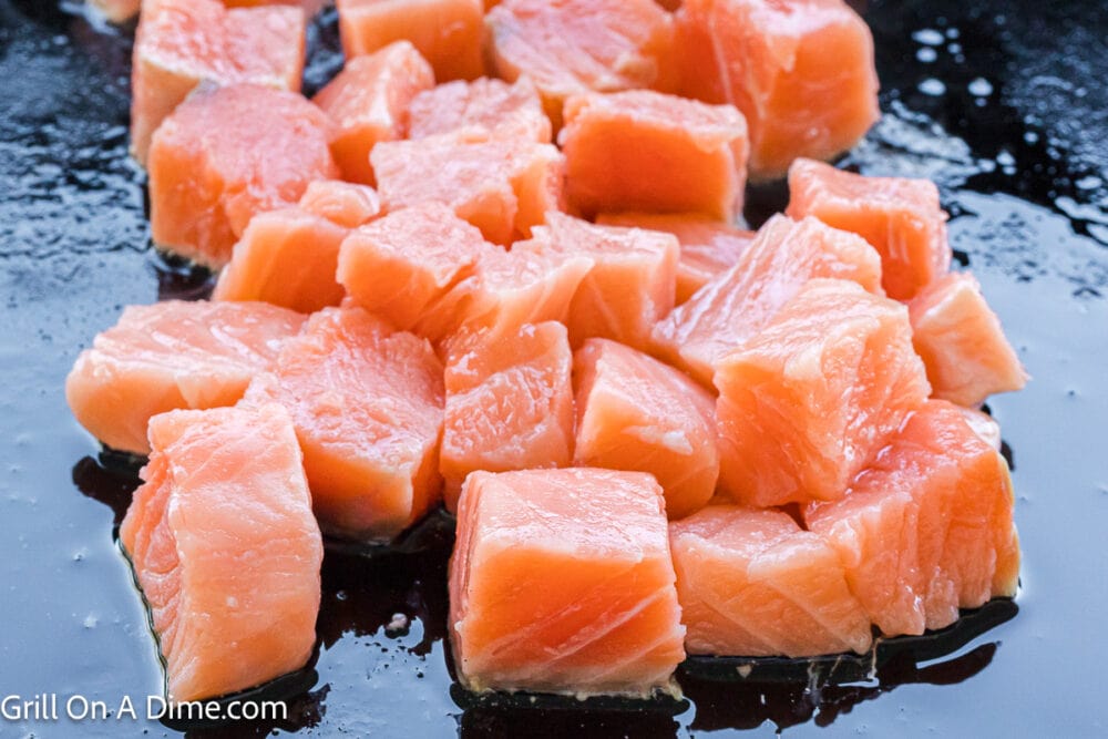 Blackstone Salmon Bites - grillonadime.com