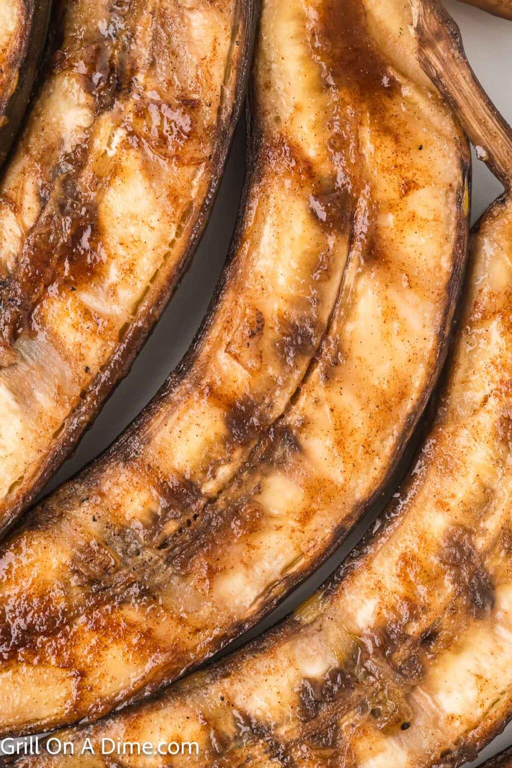 Grilled Bananas - grillonadime.com