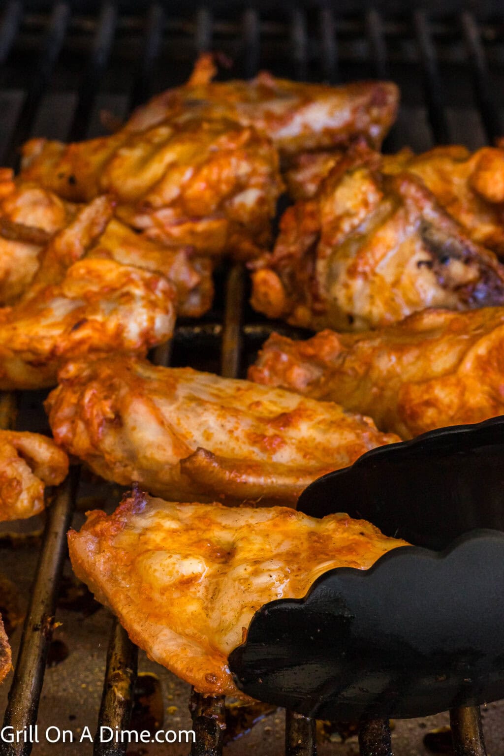 Smoked Buffalo Wings - grillonadime.com