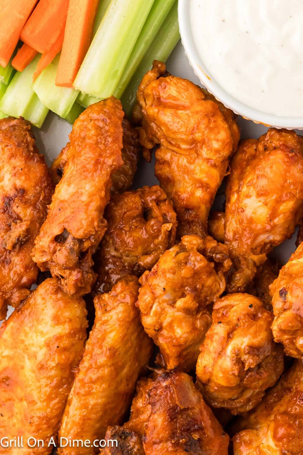 Smoked Buffalo Wings - grillonadime.com