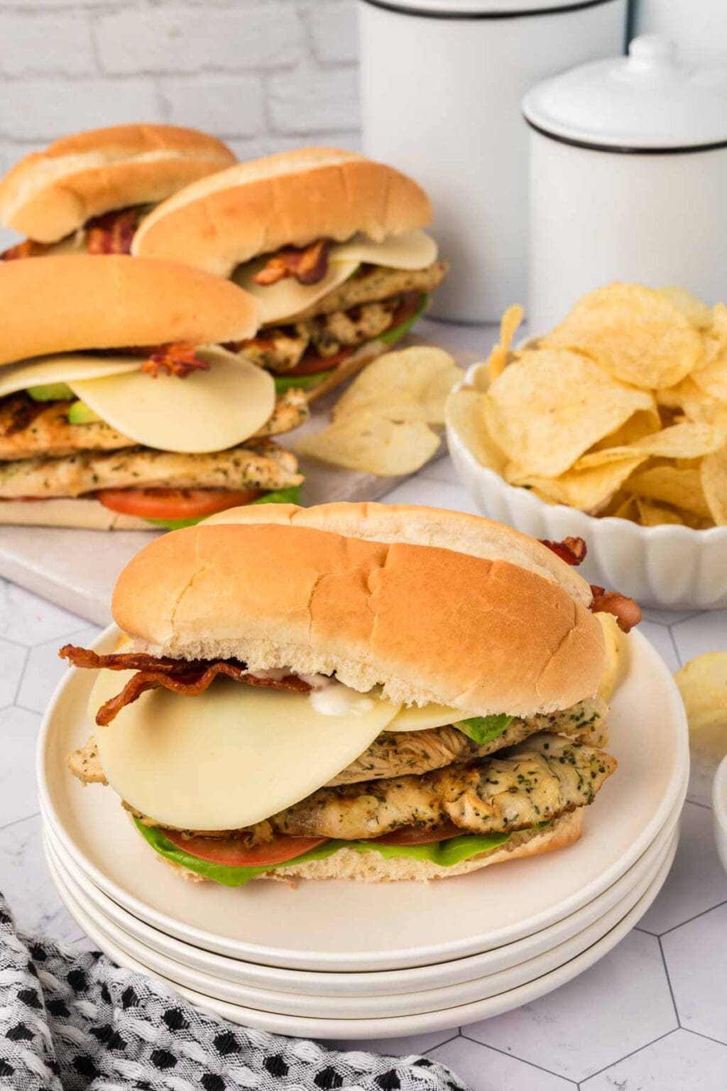 Chicken Bacon Ranch Sandwich - grillonadime.com